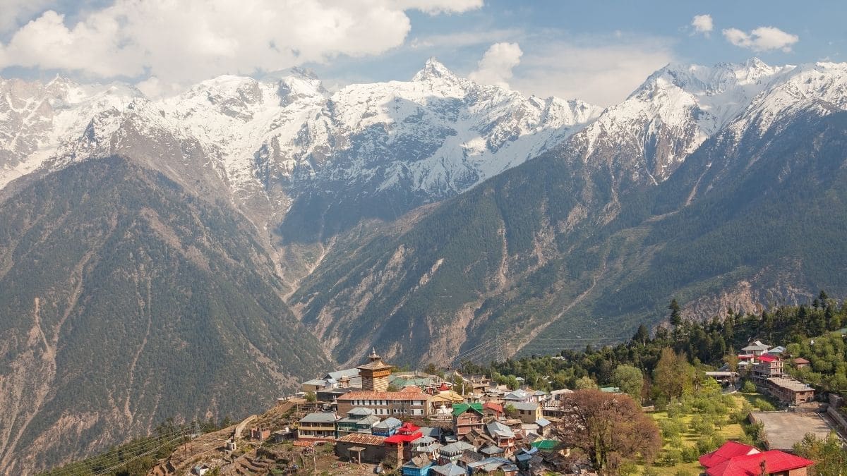 Solo Trip to Himachal: 8 Most Scenic Places to Visit | Insta Himachal