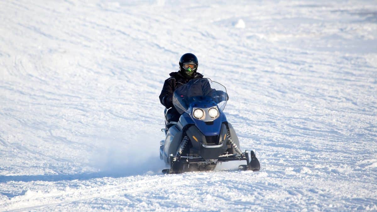 Snow Adventures in Himachal: A Guide to Winter Sports and Activities